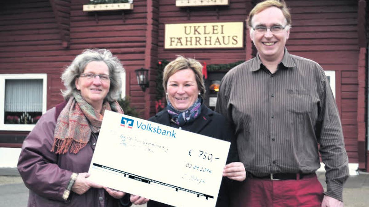 750 Euro für die Eutiner Tafel