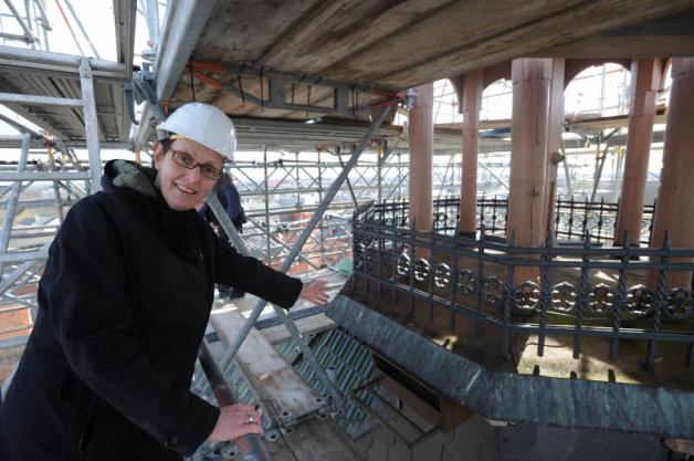 Arbeiten auf der höchsten Baustelle der Stadt kommen gut voran