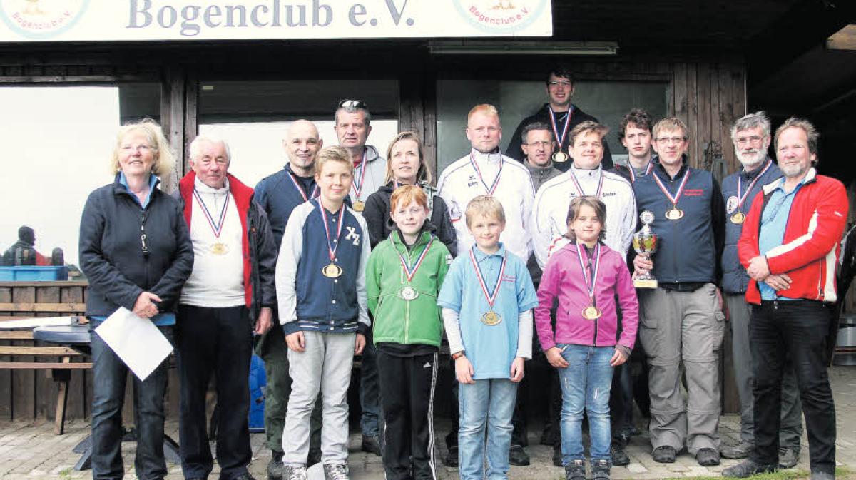 Wanderpokal an Thomas Reimer