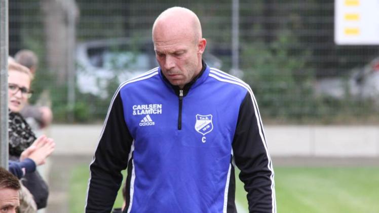 Rotenhof zu Beginn im Tiefschlaf und am Ende mit Debakel