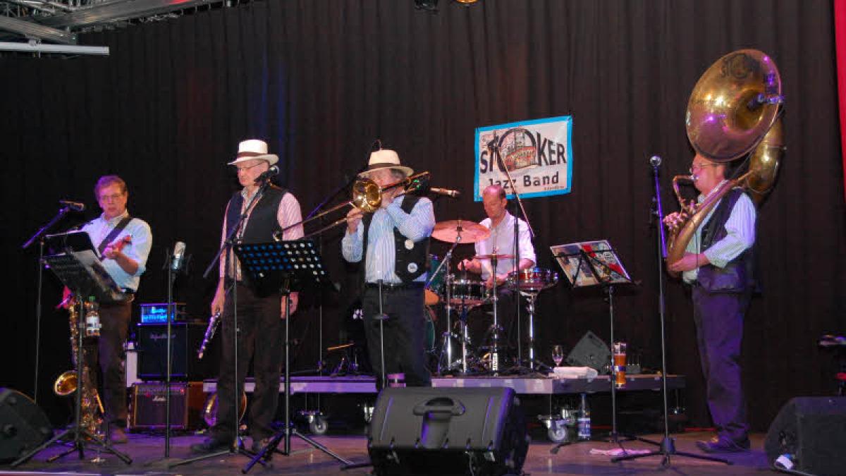 Stoker Jazz Band feiert neues Album