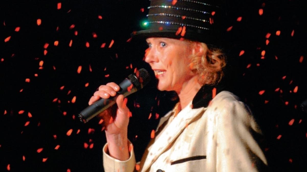 Gilla Cremer gab die Knef intensiv und vielschichtig