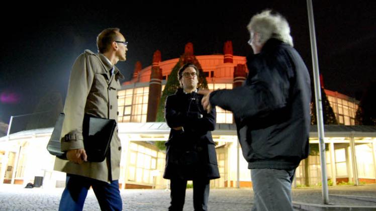 Bewegtes Licht in dunkler Nacht