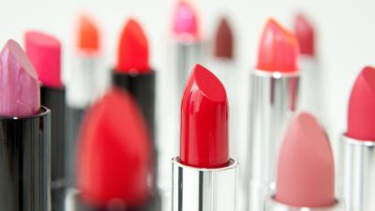 «Zauberstab der Emanzipation» - Der Lippenstift wird 130 Jahre al | SHZ