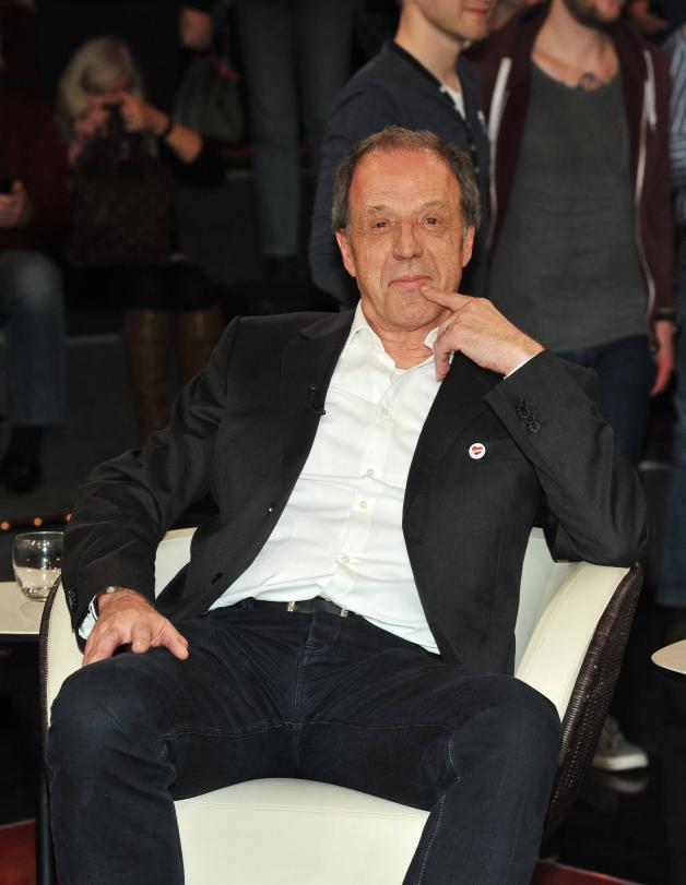 HSV: Van der Vaart blafft Sky-Reporter an