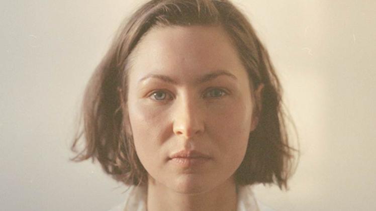 Sie zieht in die Wassermühle