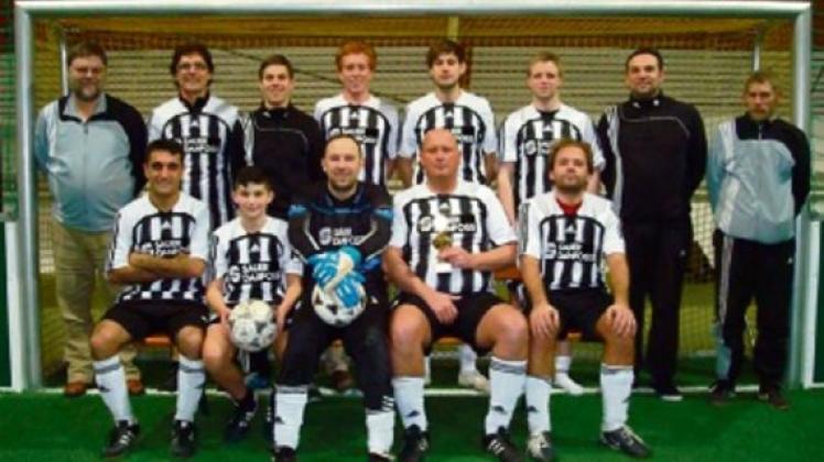 Sauer Danfoss erneut Titelträger in der Indoorsoccer-Stadtliga