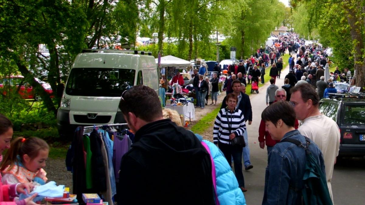 Flohmarkt mit über 1000 Besuchern