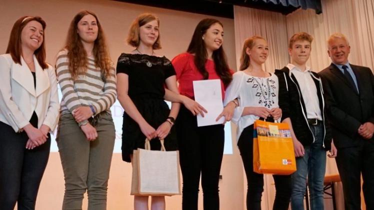Gymnasium Oesede gewinnt Landespreis beim Bundeswettbewerb
