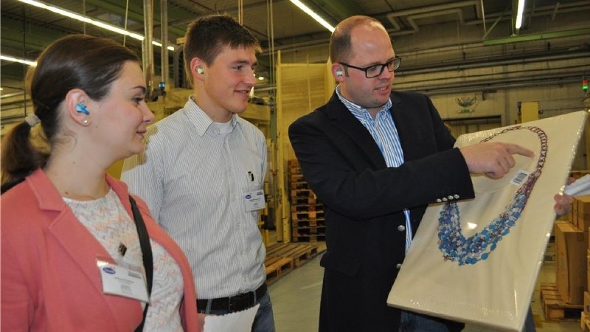 Duni GmbH rollt in Achmer Studenten den roten Teppich