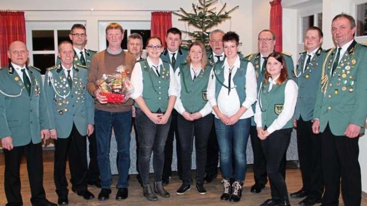 Schützen Breddenberg-Heidbrücken ziehen