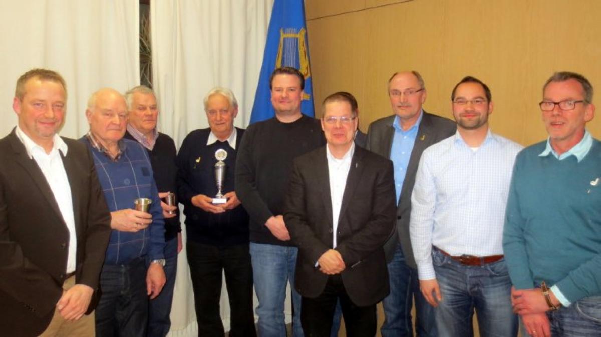 Horst Elbin seit 40 Jahren im Männerchor