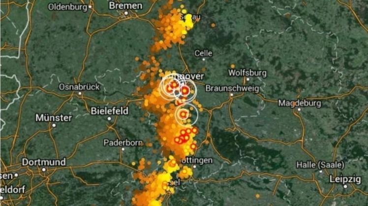 Gewitter und Blitze live am Bildschirm