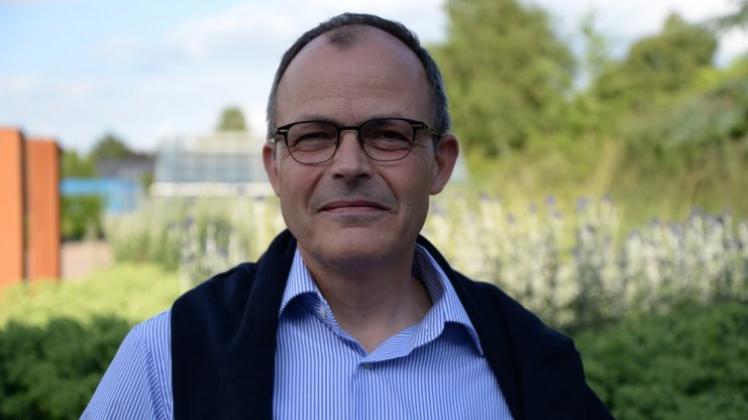 Biologe Dominique Remy erhält Preis für beste