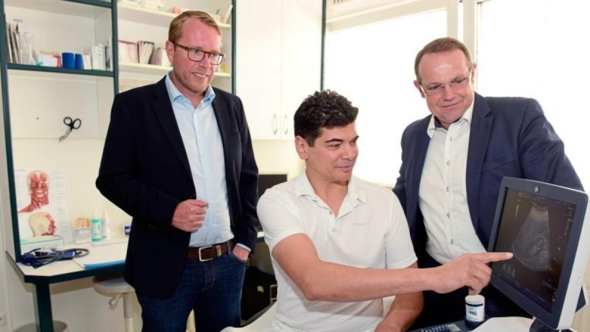 Walter Zuther übernimmt Arztpraxis in