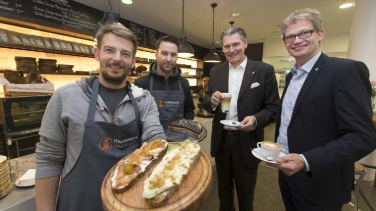 Stullen und Kuchen im NOZ-Mediencafé in