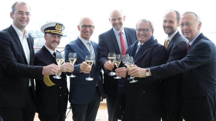 Zur Übergabe der "AIDAnova": Pionierarbeit für eine ganze