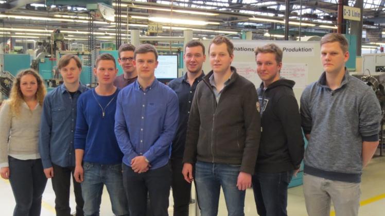 Azubis bei KS Gleitlager Papenburg meistern