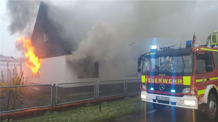 Frau stirbt bei Hausbrand in