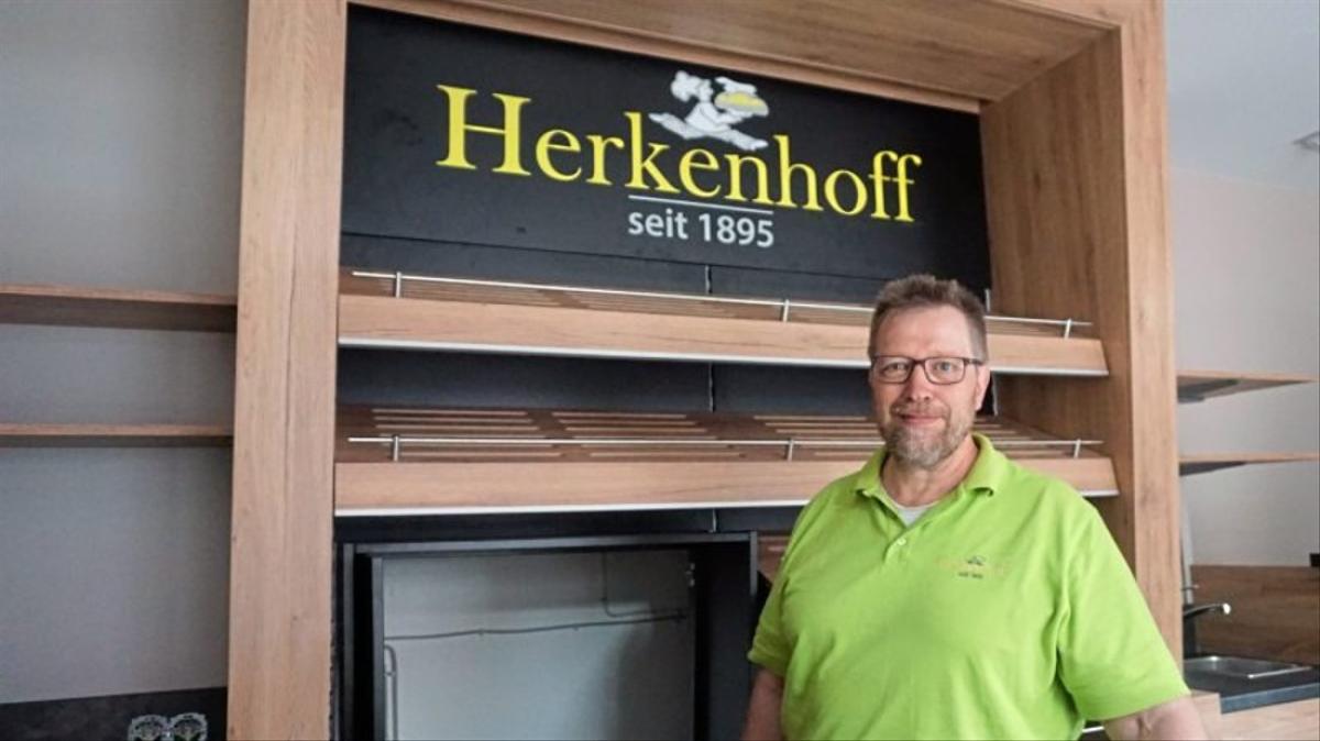 Herkenhoff öffnet Bäckerei im Gebäude der Alten Heimat in