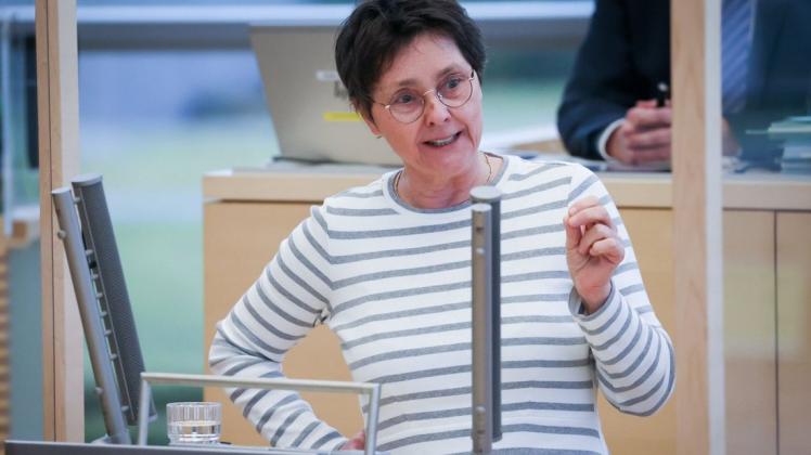Finanzministerin Monika Heinold trägt höhere Pendlerpauschale mit