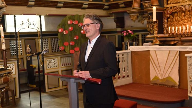 Drohender Finanzskandal: Propst Thomas Bergemann räumt Fehler ein | SHZ