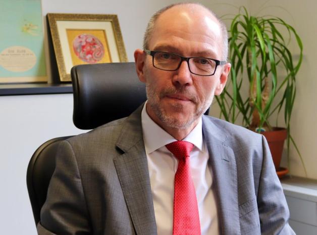 Ein gigantisches Sperrwerk in der Elbmündung – die letzte