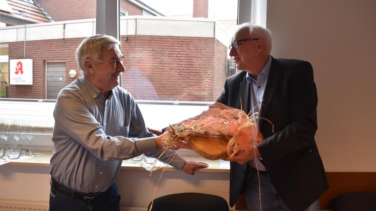 Hausarzt Dr. Alexander Knies gibt Praxis in Papenburg auf