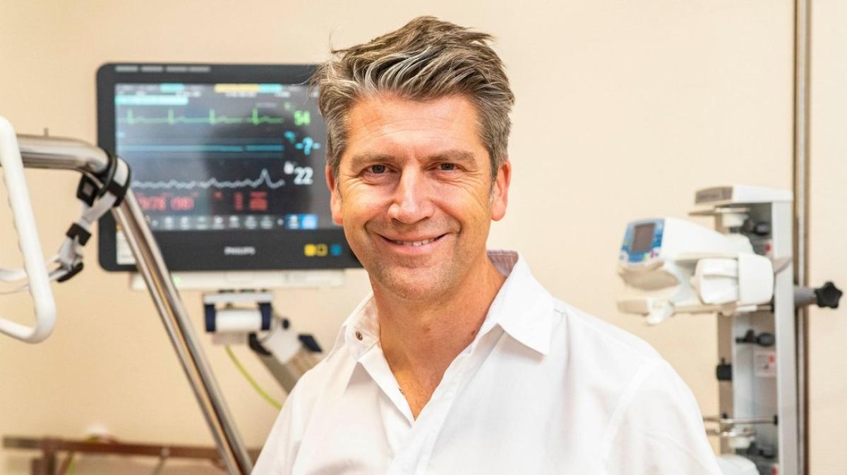 Neurologe Pulkowski erklärt Anzeichen für Hirnvenenthrombose