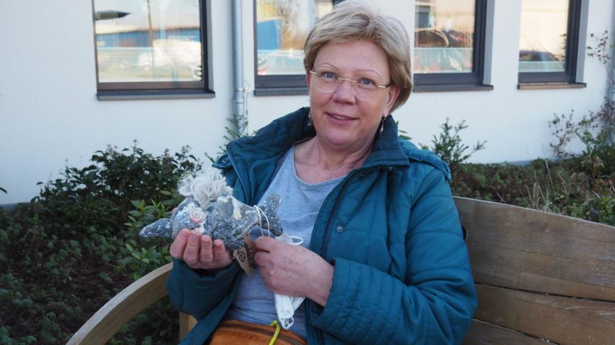 Elke Kruses Steinfische sorgen für Freude im Hospiz in Bad