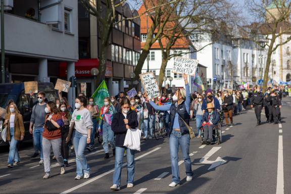 Bildergalerie: Die Fotos vom Klimastreik in Osnabrück