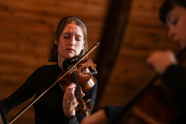 Konzertsaison in Kloster Malgarten startet mit voller Scheune
