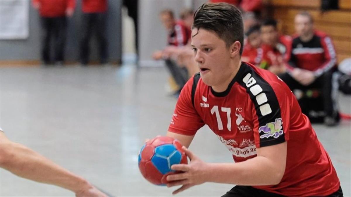 Torben Haase beendet den Krimi für die HSG