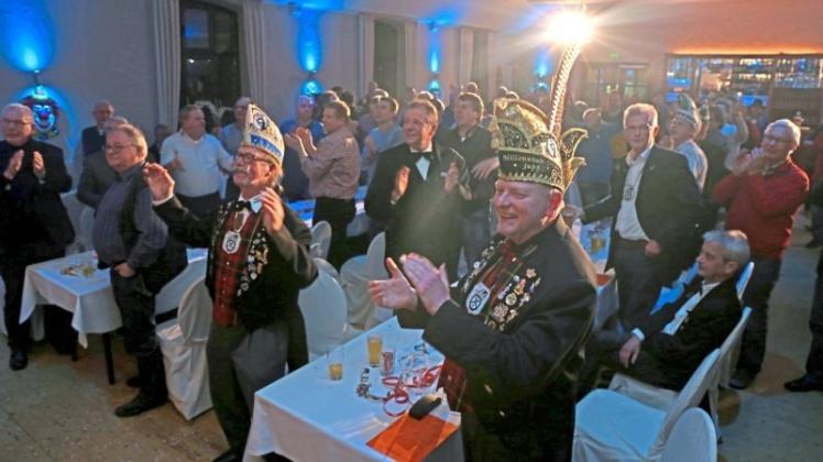 Spaß, Musik und deftiger Humor bei den „Blauen