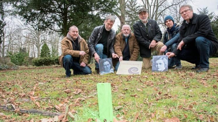Gedenkstein für Elfriede Scholz und Anna Maria