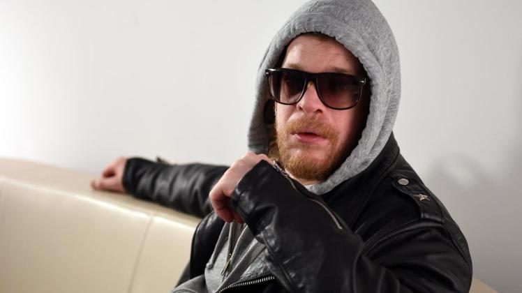 Rapper Ferris MC steigt bei Hamburger Band Deichkind aus | SHZ