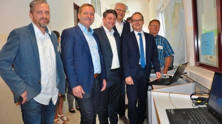 Minister Tonne stellt sich in Neuenkirchen-Vörden