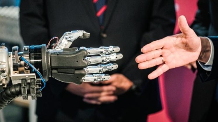 Trotz Digitalisierung: Die Arbeit geht uns nicht
