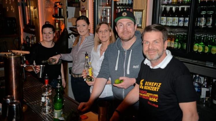 „Shake, rattle and roll“ beim Benefizkonzert in