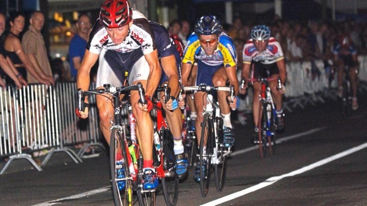 Fledder Rad-Event: Hannoversche Straße wird zur