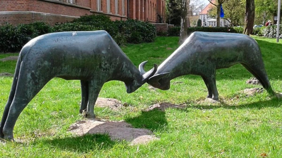 Behindertem Desinfektionsmittel zu trinken