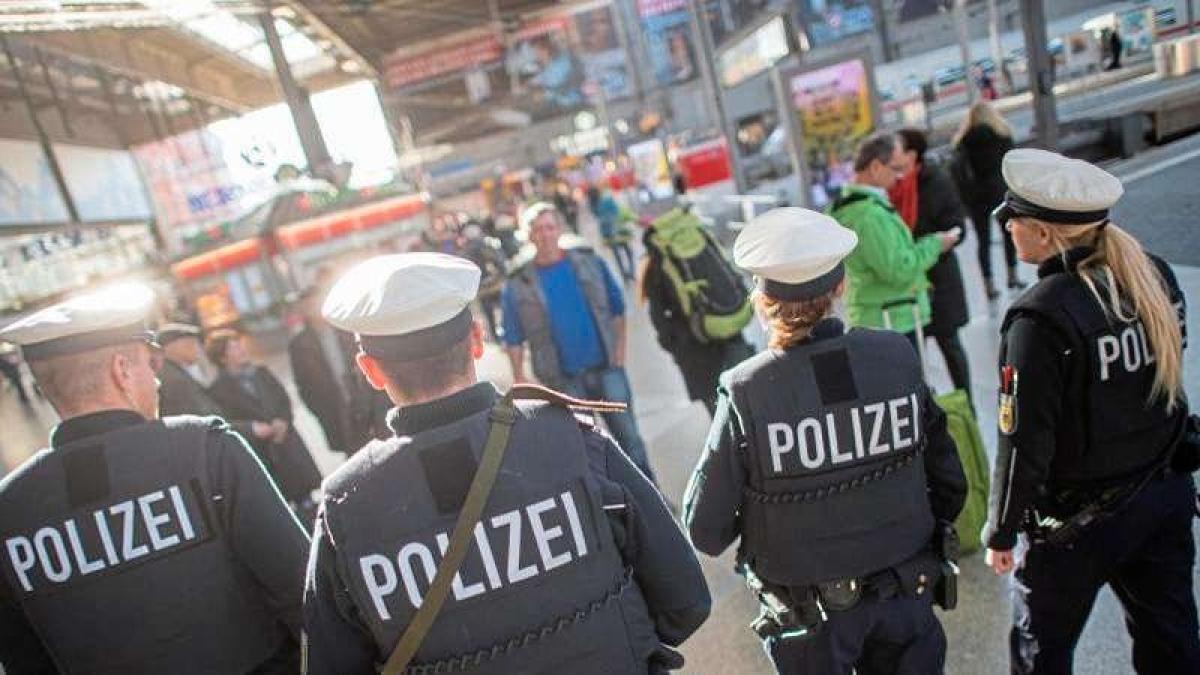Gewalt gegen Polizisten soll strenger bestraft | NOZ Gewalt gegen Polizisten soll strenger bestraft | NOZ