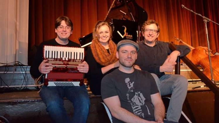 Zauberhafter Auftritt von Fee Badenius in