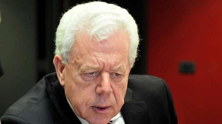 Journalist Udo van Kampen hält Vortrag in