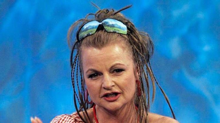 Fräulein Menke muss das Dschungelcamp