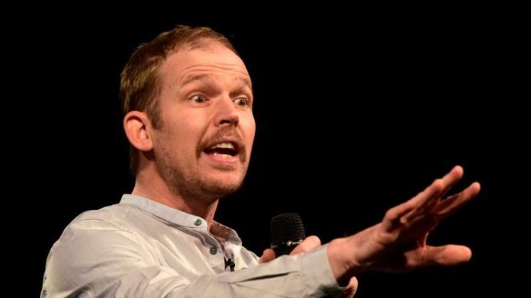 Timo Wopp begeistert als Wort-Jongleur