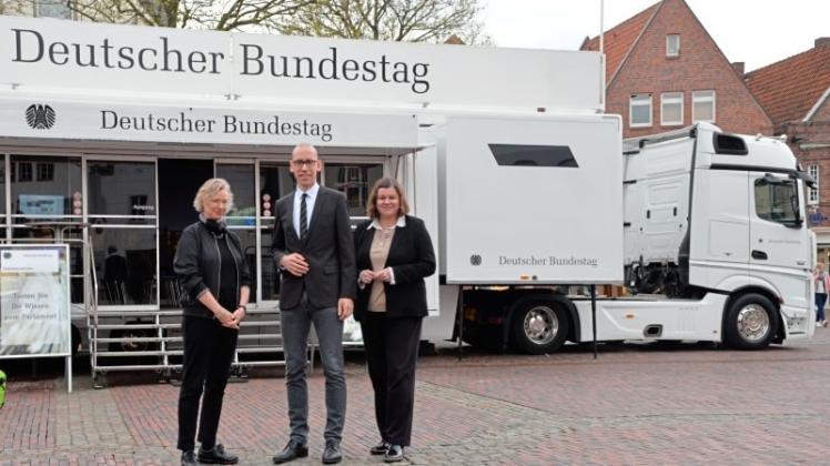 Infomobil des Bundestages zu Gast in | NOZ