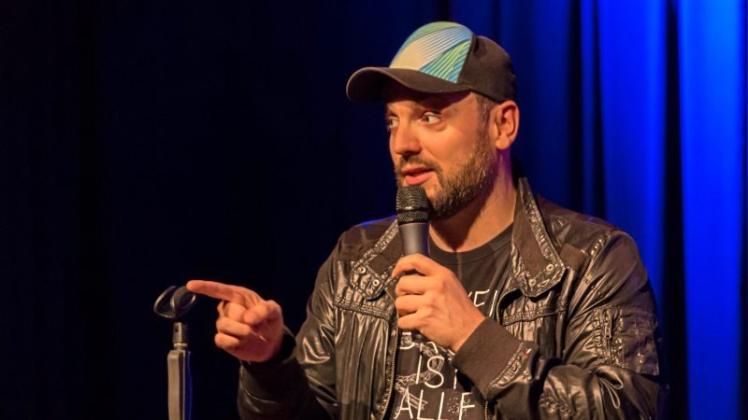 Comedian Stadelmann kämpft gegen grassierende Humorlosigkeit