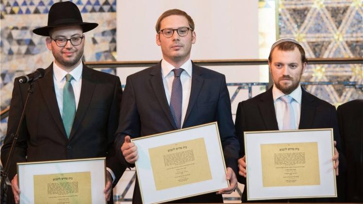 Ein Stück Zukunft: Drei neue Rabbiner | NOZ