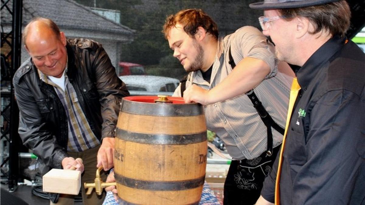 Hilter: Markt lockte mit Budengasse und